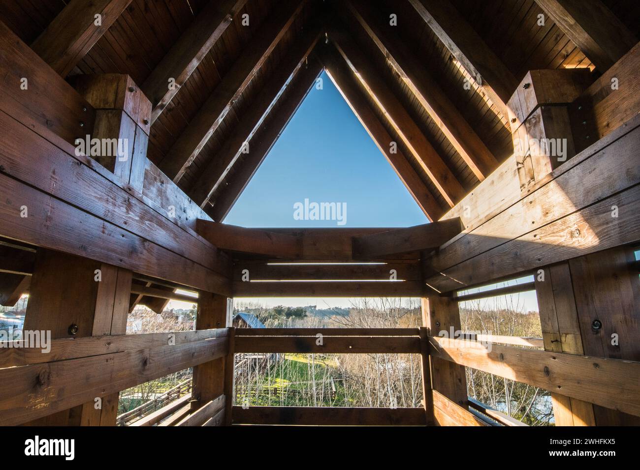 Bird observation tower hi-res stock photography and images - Alamy