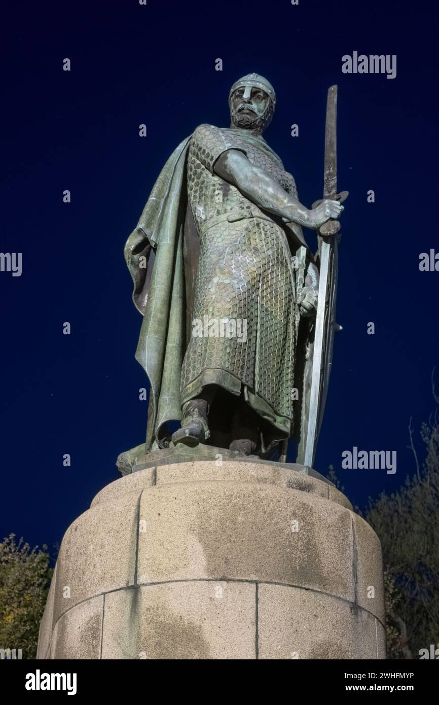 Dom afonso henriques statue hi-res stock photography and images - Alamy