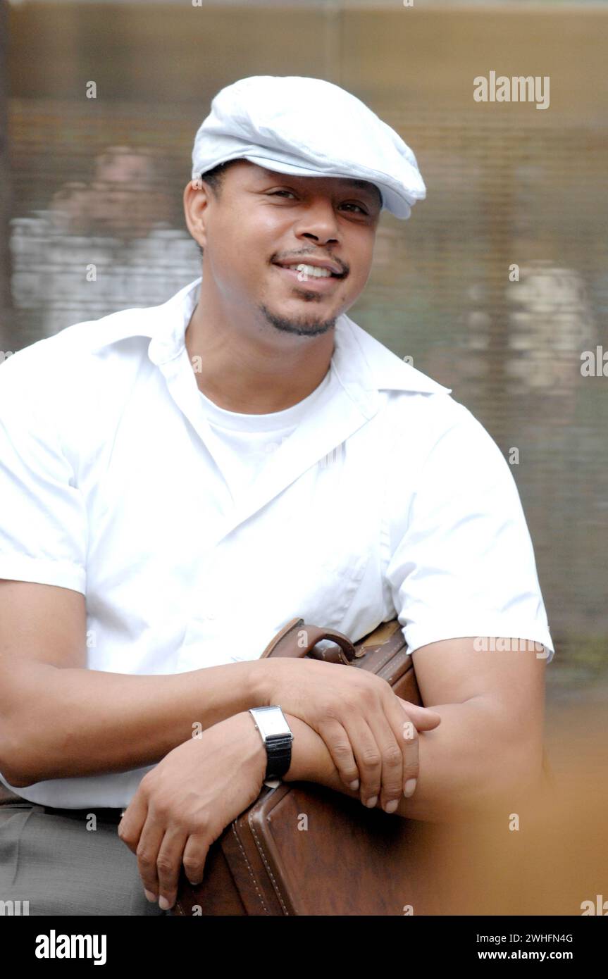 Breaking news file photo rare archive photos hi-res stock photography ...