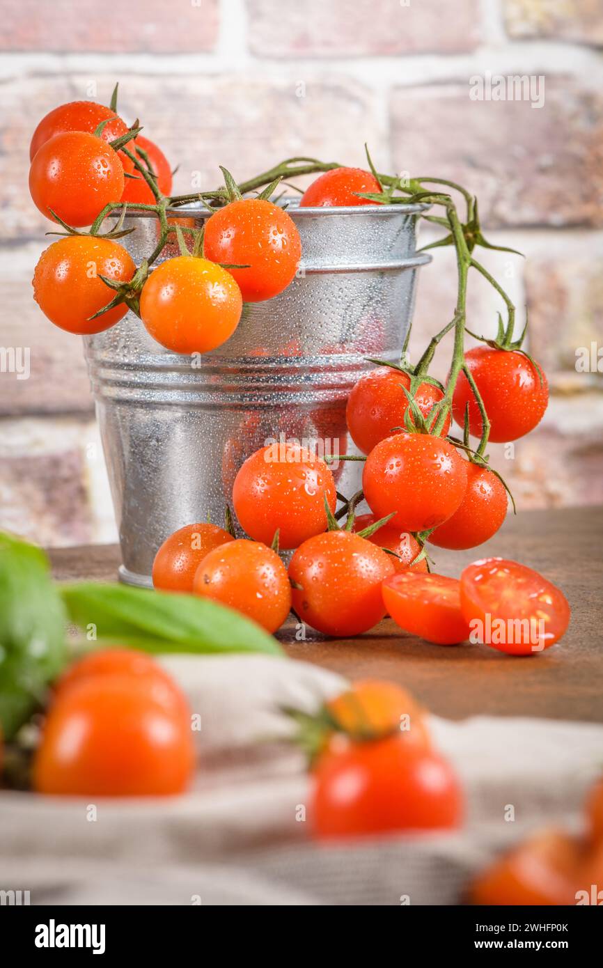 Group small cherry tomatoes hi-res stock photography and images - Alamy