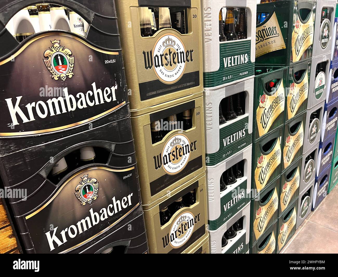 Bierkasten hi-res stock photography and images - Alamy