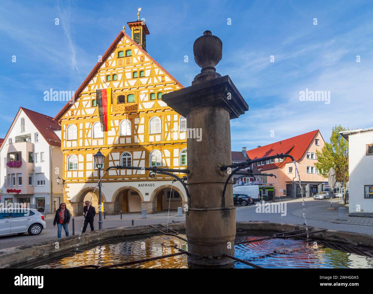 Town Hall, fountain Rathausbrunnen, Neuffen Old Town Neuffen ...