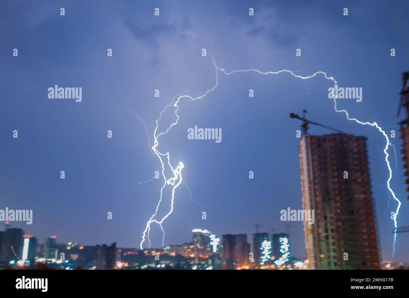 Stormy sky lightning bolt hi-res stock photography and images - Alamy
