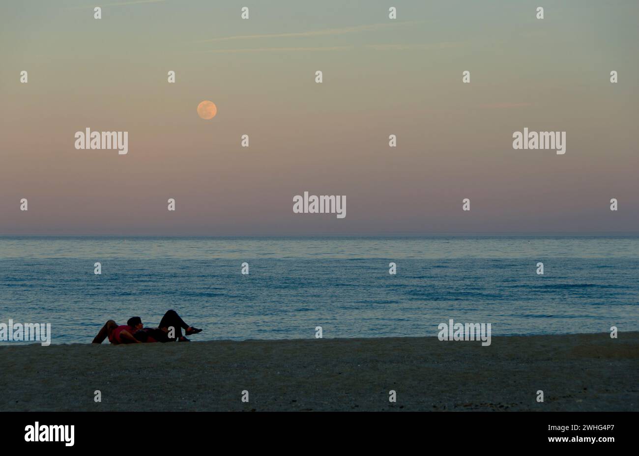 couple ado francais Stock Photo - Alamy