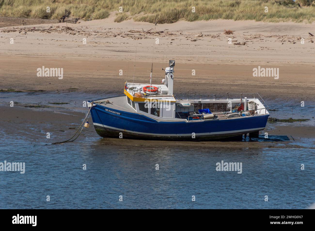 Amble fishing boats hi-res stock photography and images - Alamy
