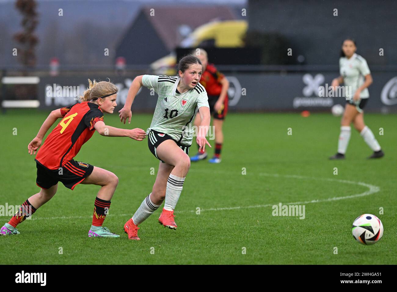 Tubize, Belgium. 08th Feb, 2024. Alexia Dooms (14) of Belgium and Ruby ...