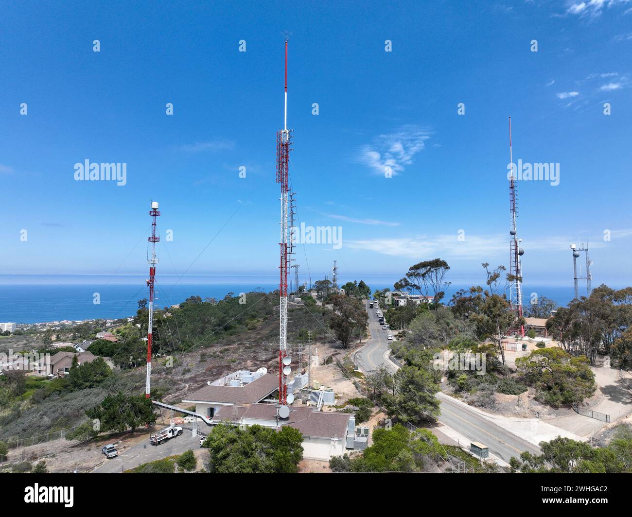 5g tower construction hi-res stock photography and images - Alamy