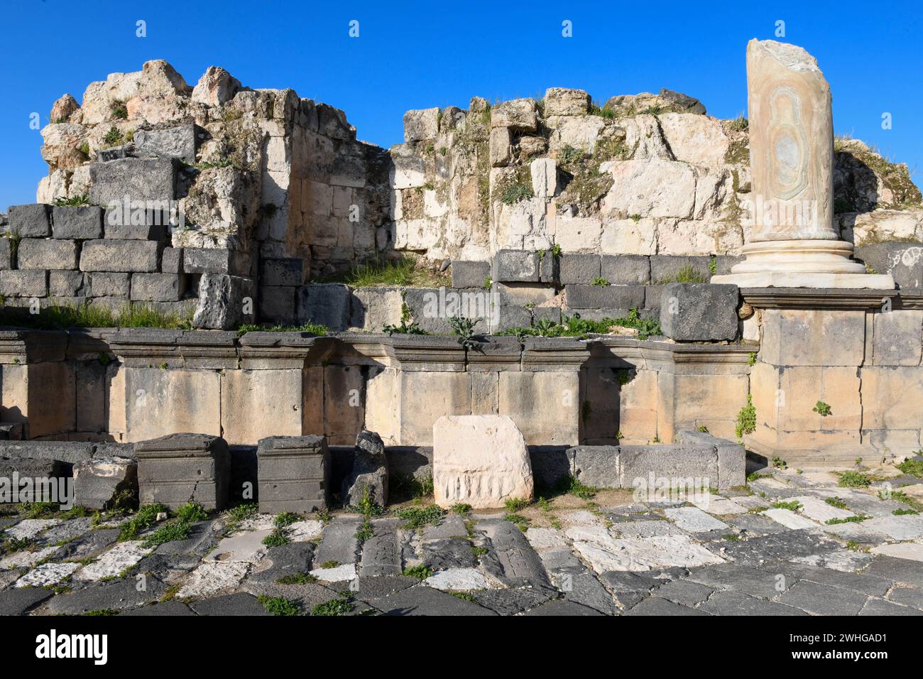 Umm qais theatre hi-res stock photography and images - Alamy