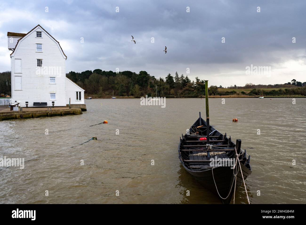 Tide mill Woodbridge Suffolk England Stock Photo - Alamy