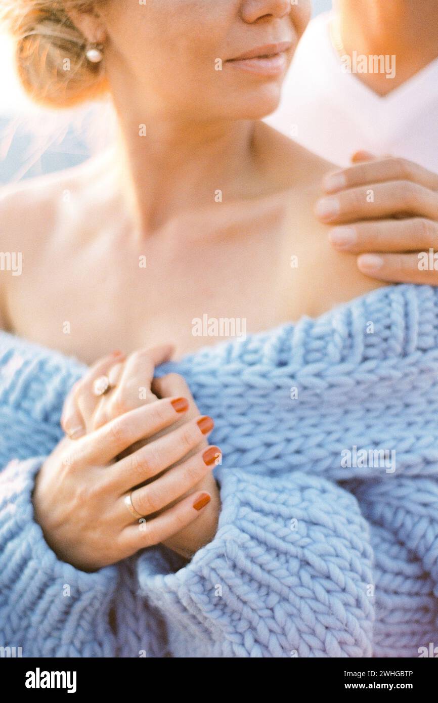 Woman man neck hi-res stock photography and images - Alamy