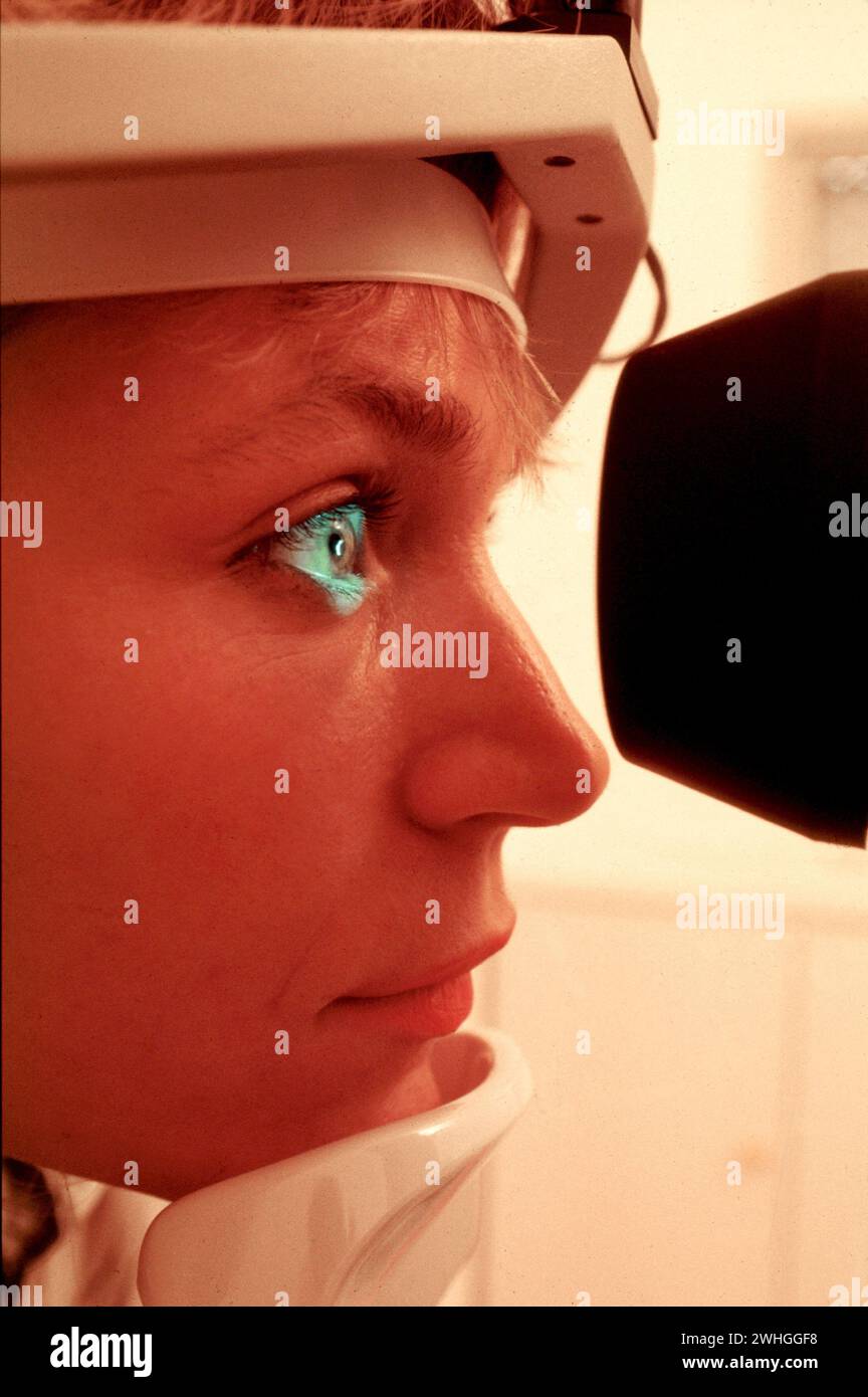 Examen ophtalmo hi-res stock photography and images - Alamy