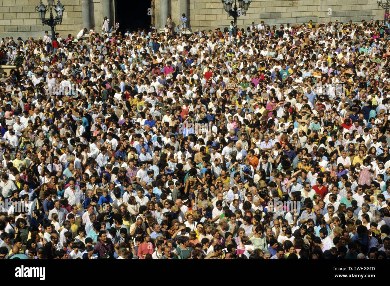 human crowd lot of people sociology demography meeting festival ...