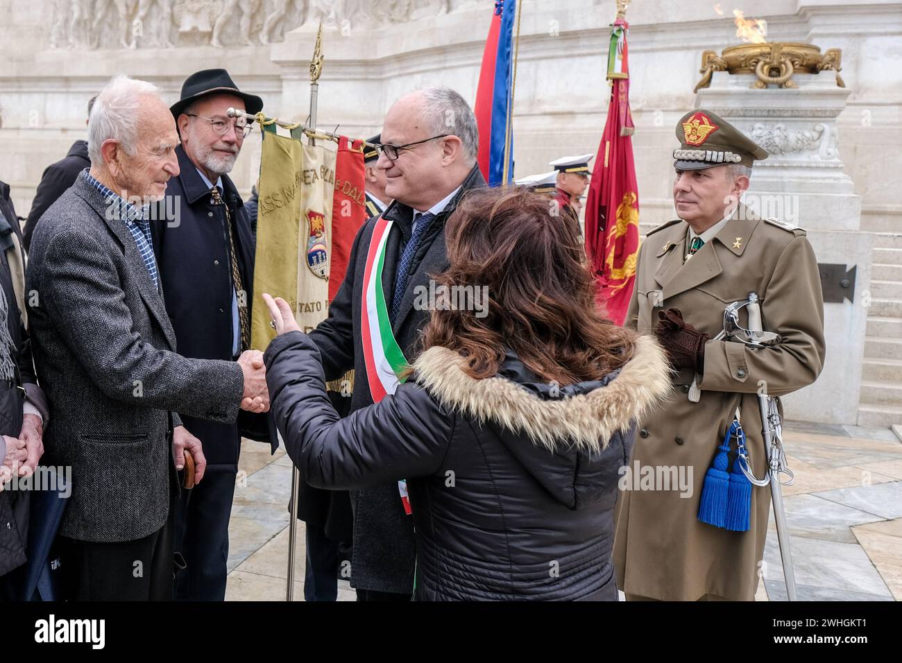 Fiume militare hi-res stock photography and images - Alamy