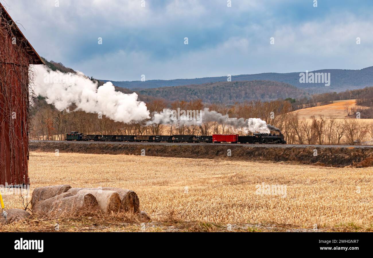 Narrow gauge freight railway hi-res stock photography and images - Alamy