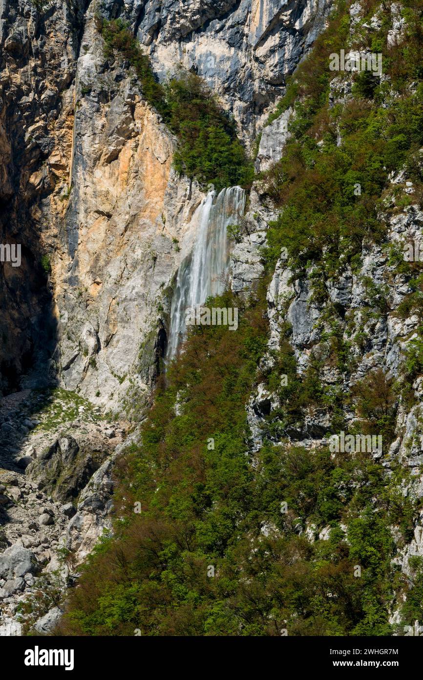 Boka waterfall hi-res stock photography and images - Alamy