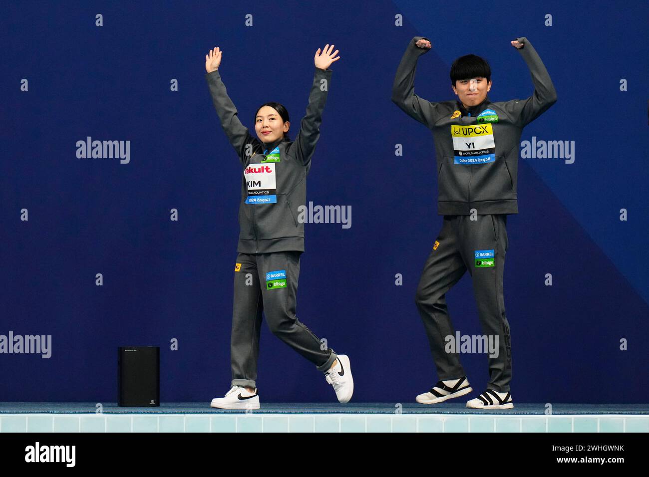 Yi Jaegyeong and Kim Suji of South Korea acknowledge the fans after ...