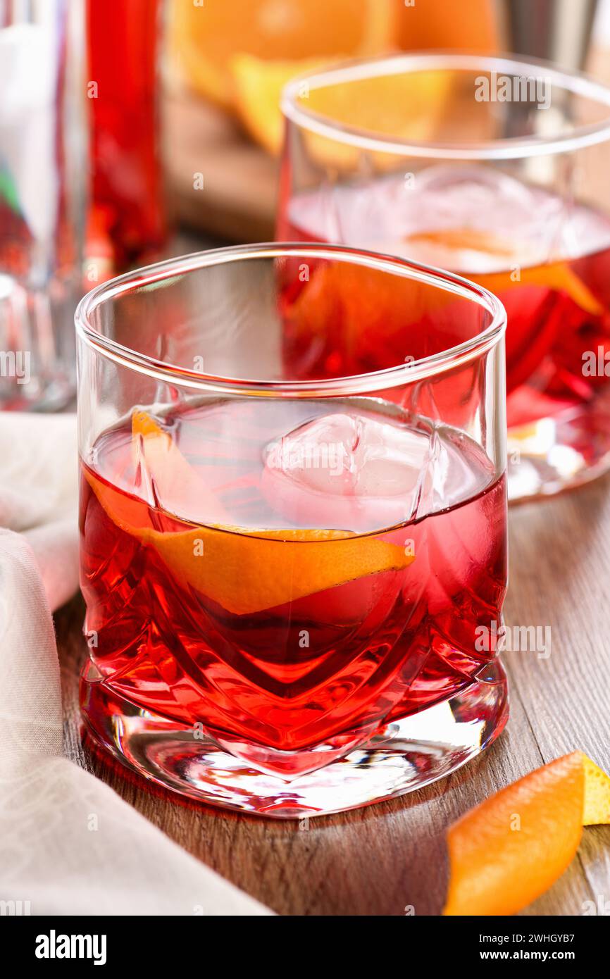 Classic Negroni cocktail Stock Photo - Alamy