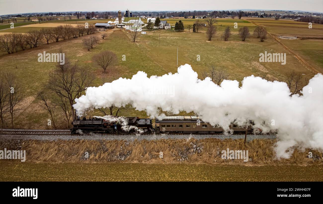 Old steam locomotive side view hi-res stock photography and images - Alamy