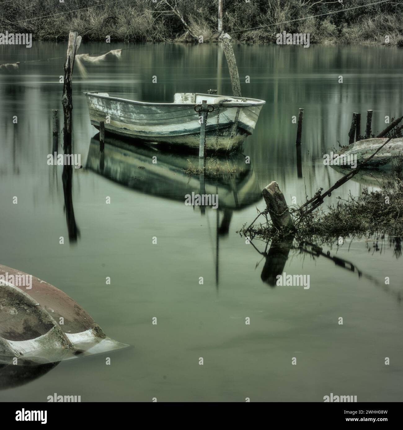 Old broken italian boats hi-res stock photography and images - Alamy
