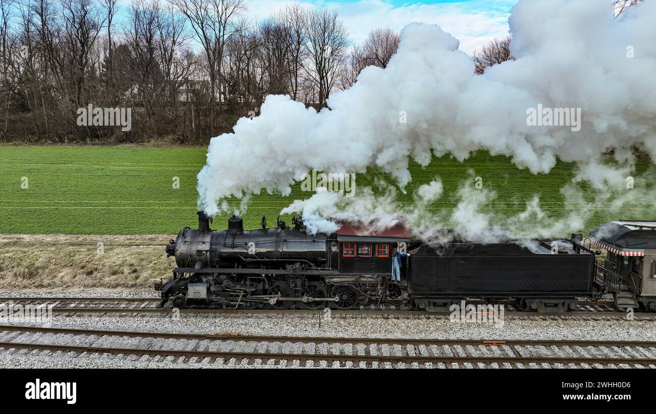 Old steam locomotive side view hi-res stock photography and images - Alamy
