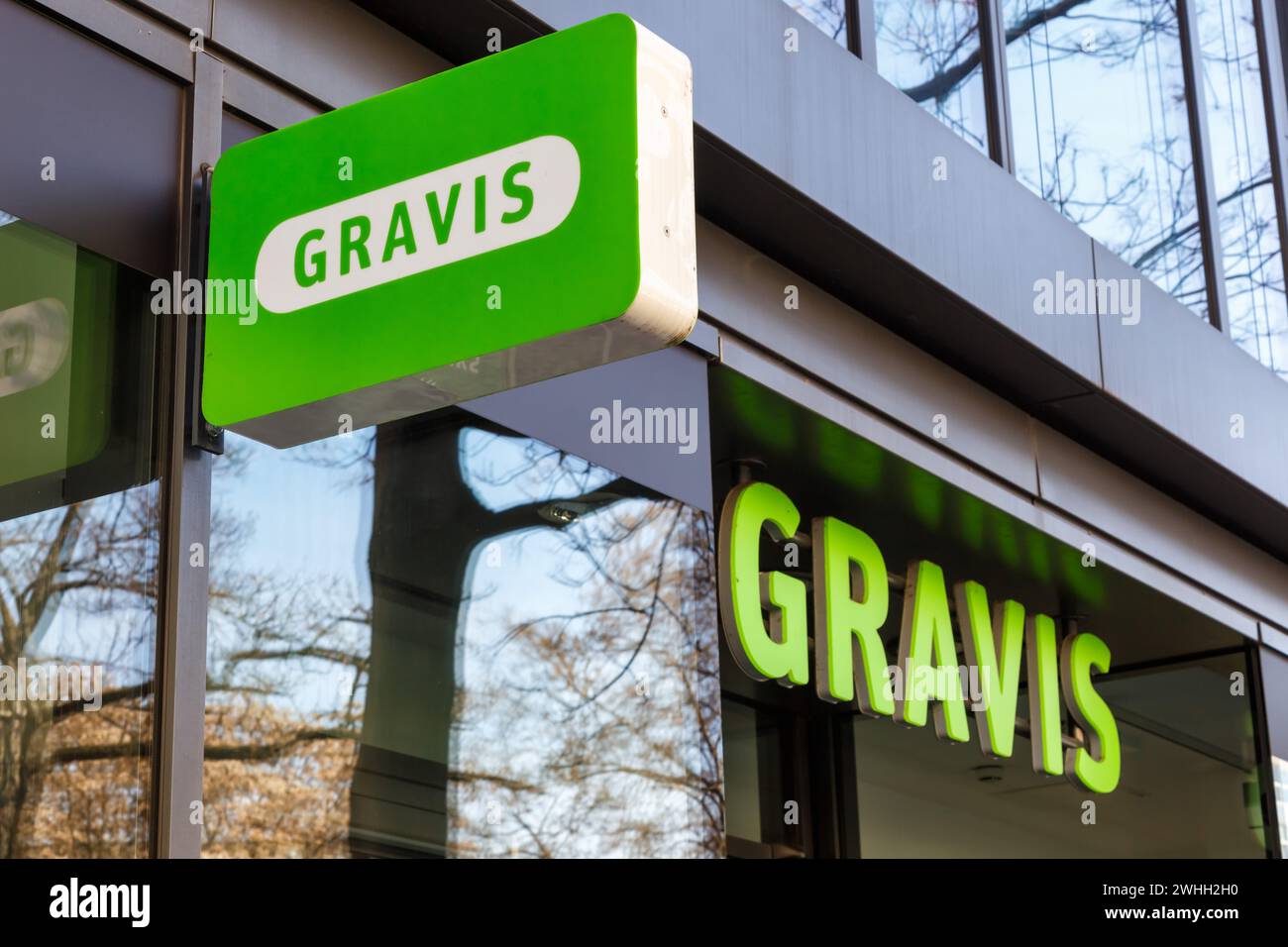 Gravis logo hi-res stock photography and images - Alamy