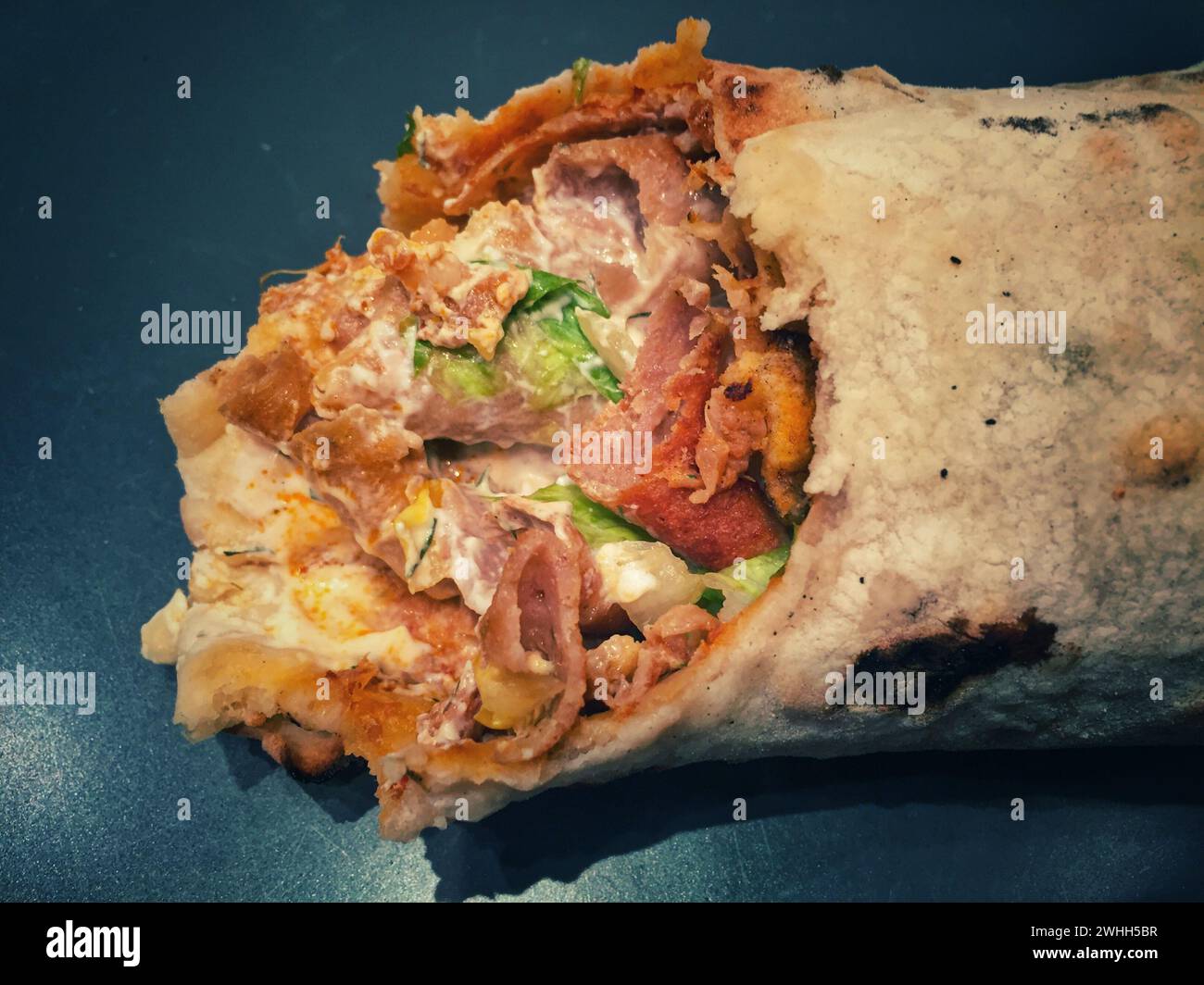 Doner kebab plate hi-res stock photography and images - Alamy