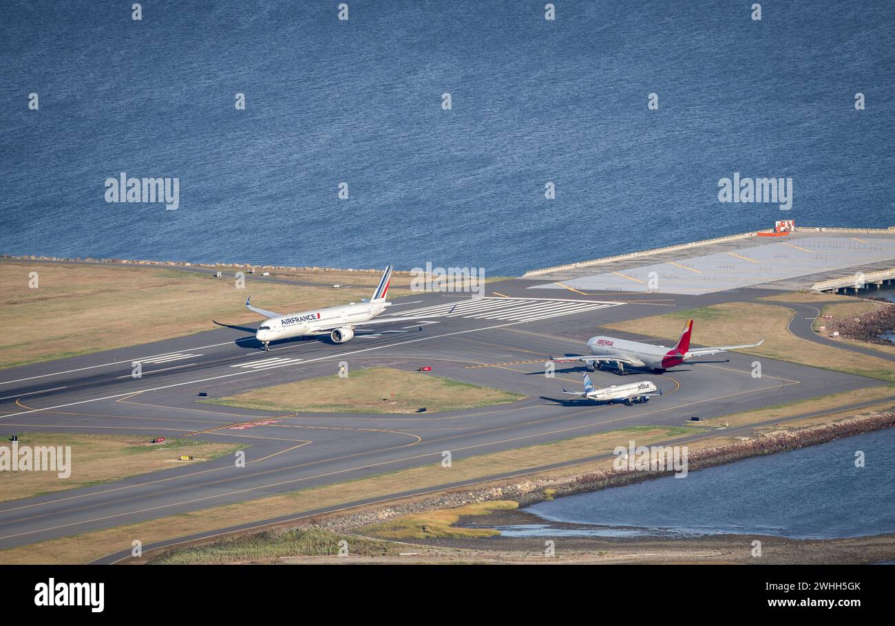 An Air France Airbus 350 departing from Boston's Logan International ...