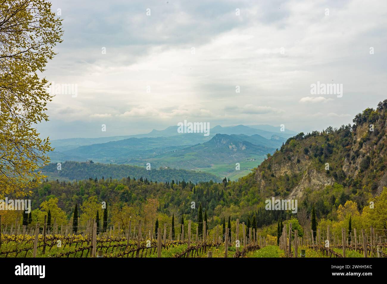 Village of montebello hi-res stock photography and images - Alamy
