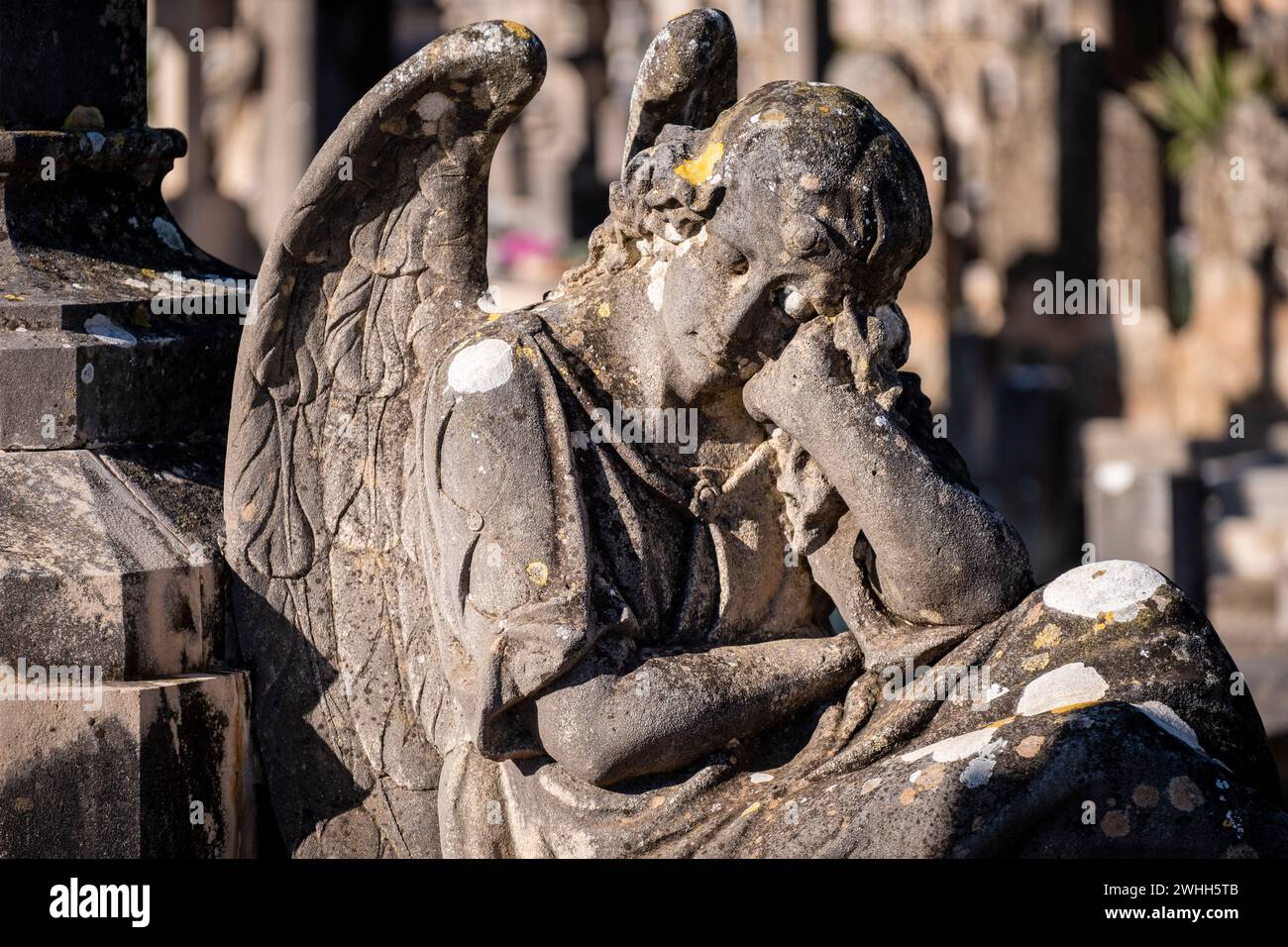Angel of death crying hi-res stock photography and images - Alamy
