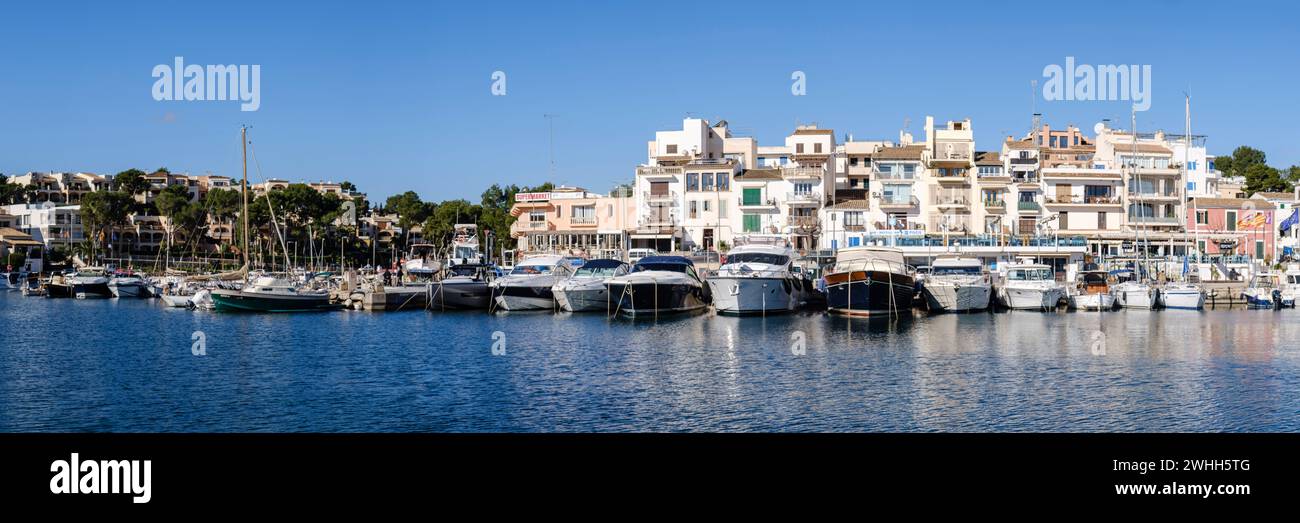 Royal nautical club Stock Photo - Alamy
