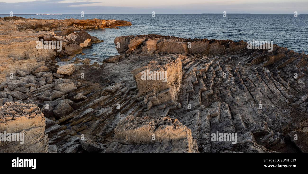 Traditional sandstone quarry Stock Photo - Alamy