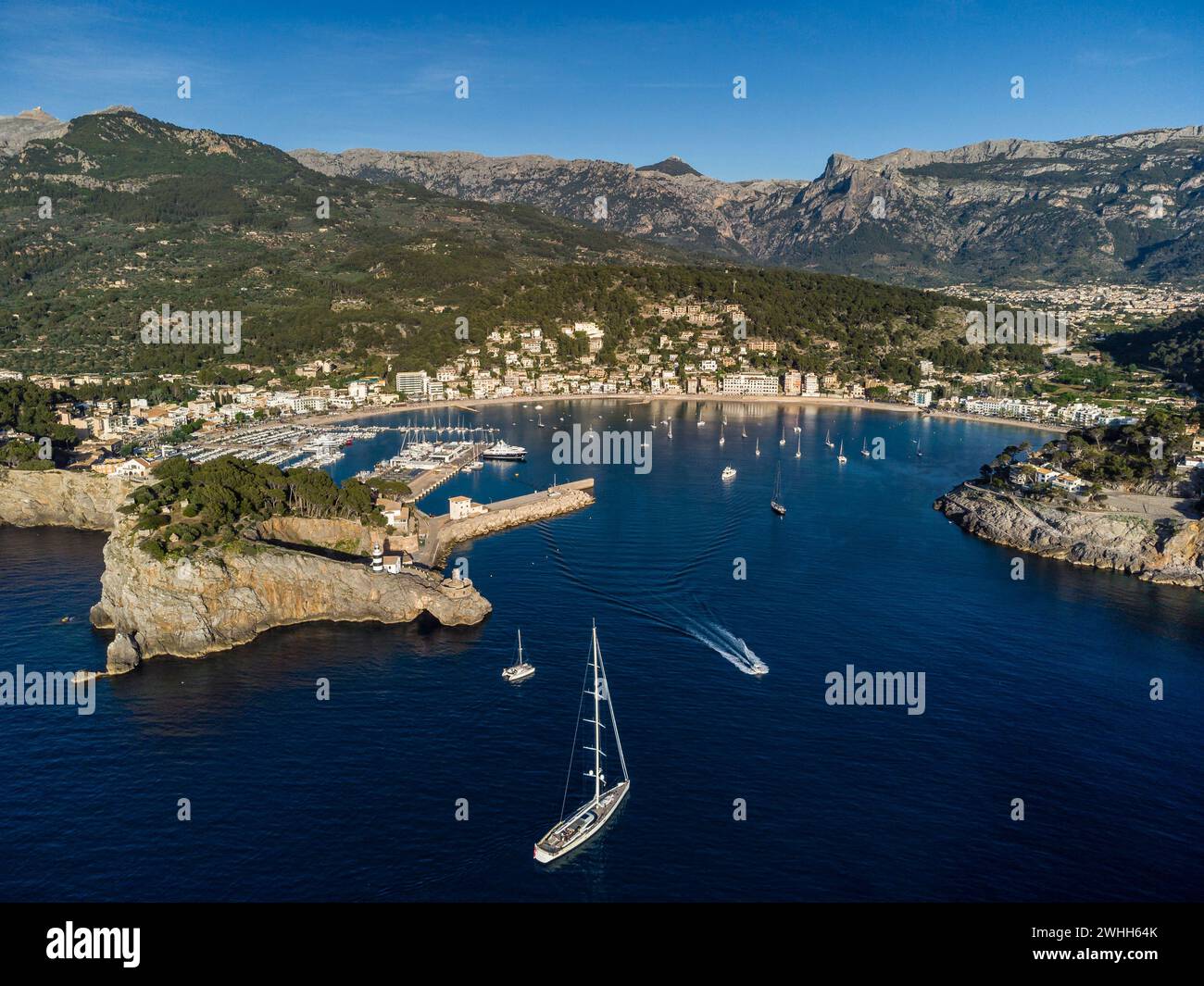 Tramontana port soller hi-res stock photography and images - Alamy