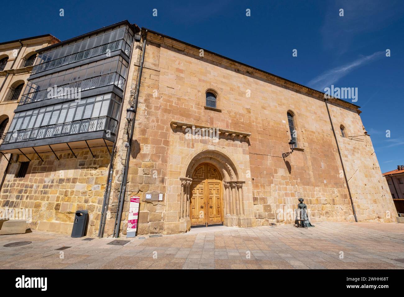 Iglesia de Nuestra SeÃ±ora de la Mayor Stock Photo - Alamy
