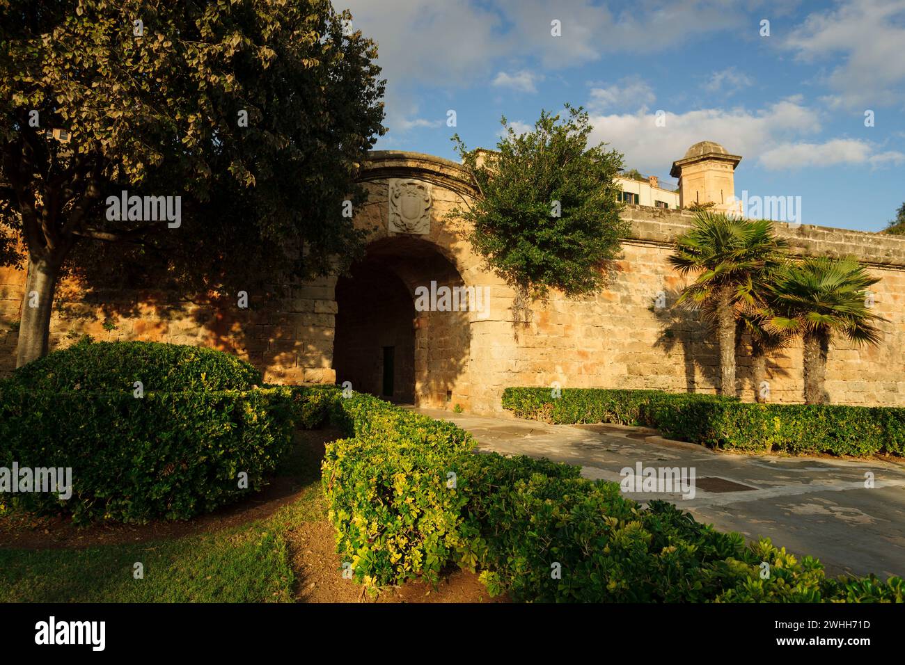 Historia de la cultura medieval hi-res stock photography and images - Alamy