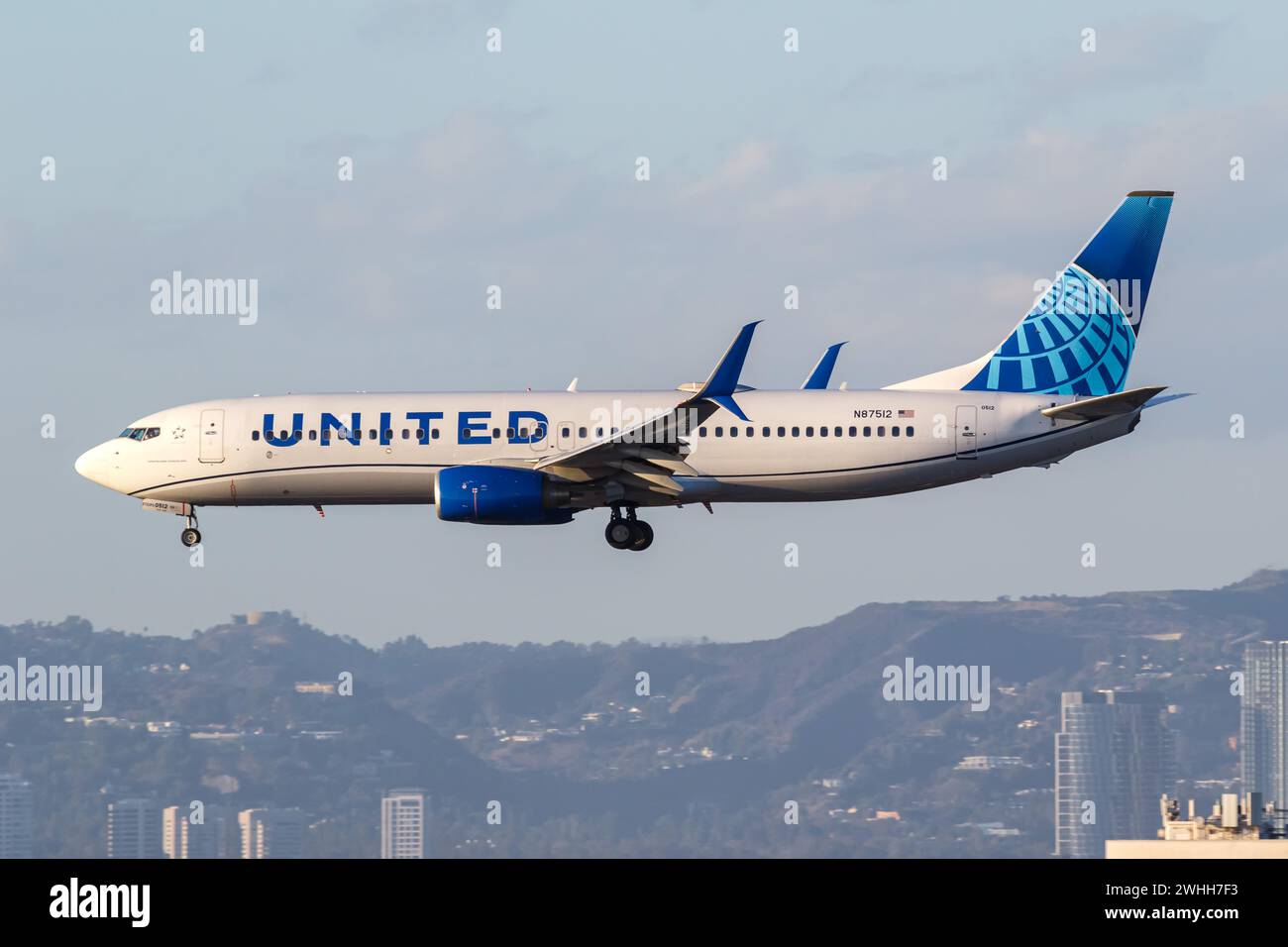 Los Angeles, USA - November 2, 2022: A United Airlines Boeing 737-800 ...
