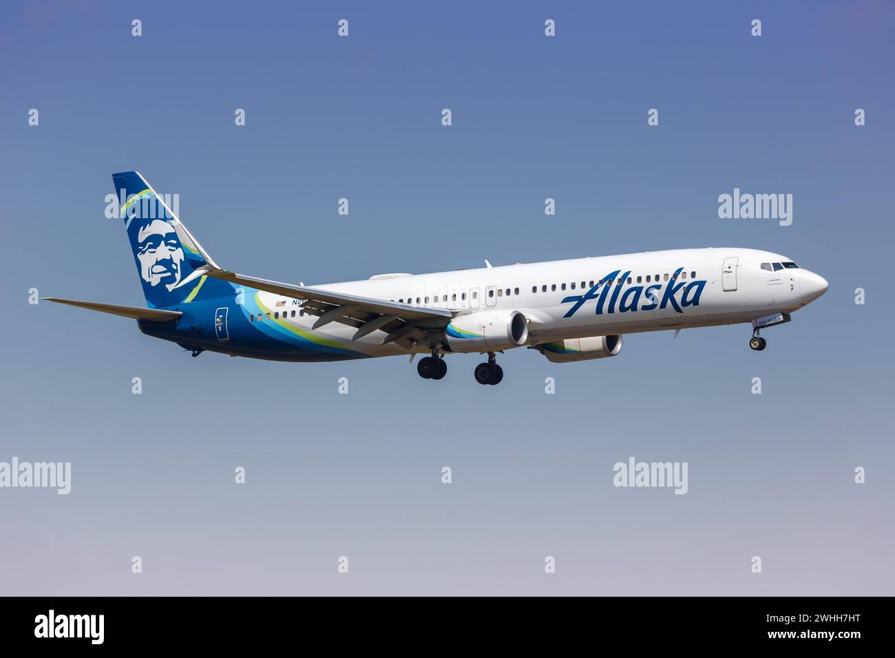 Dallas, USA - May 5, 2023: A Boeing 737-900ER Aircraft Of The Alaska ...