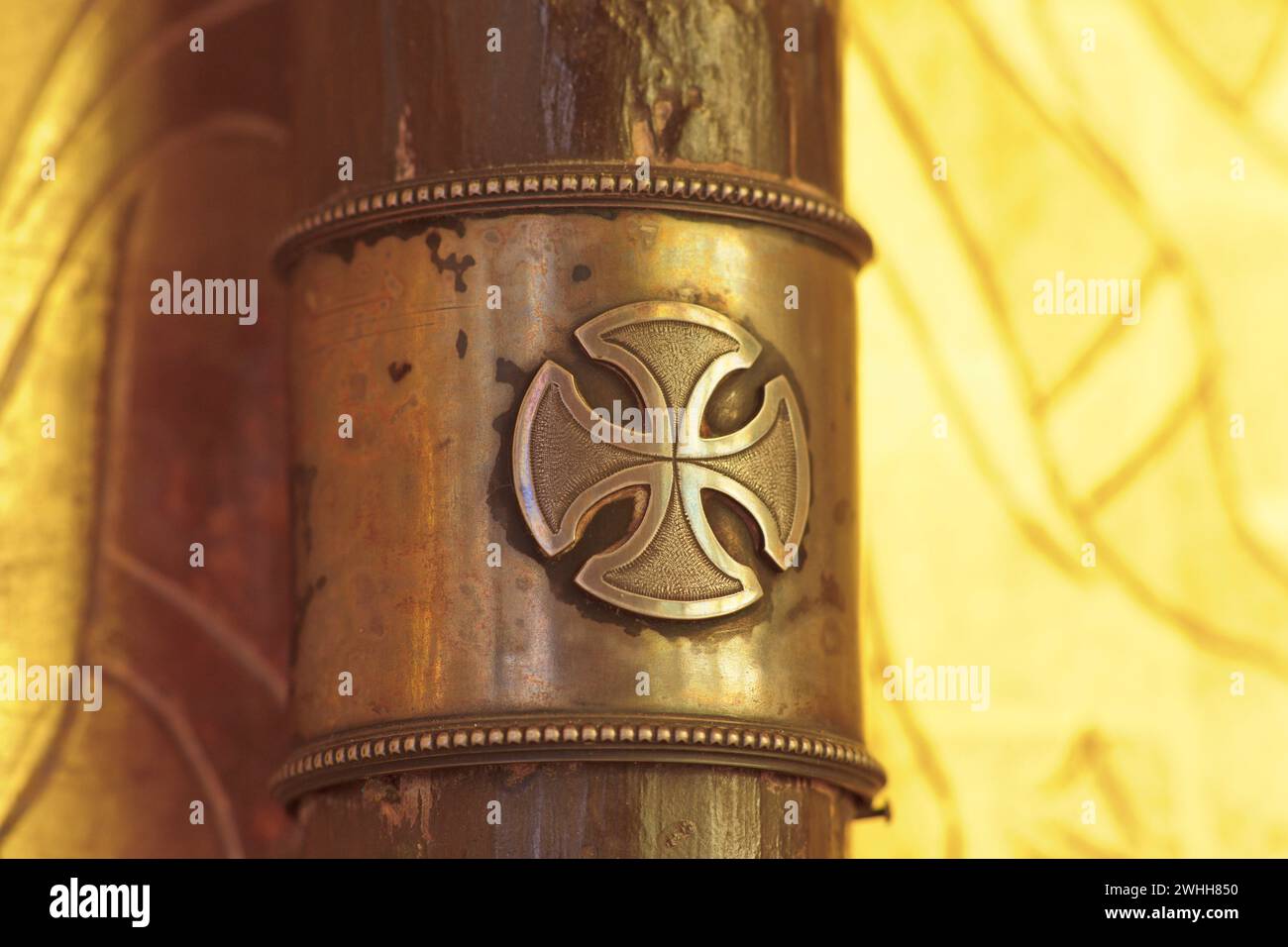 Simbolo cross hi-res stock photography and images - Alamy