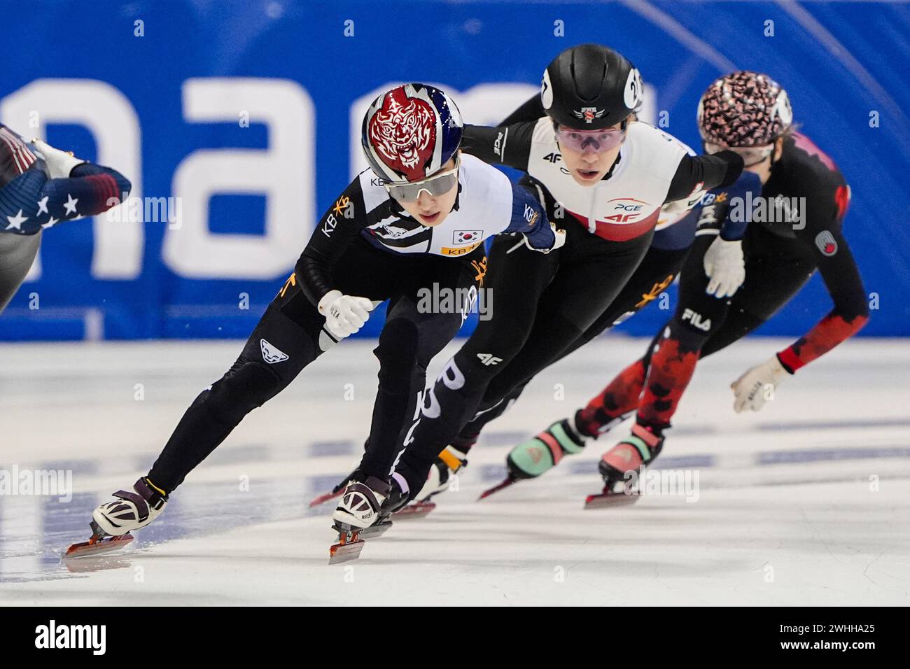 DRESDEN, GERMANY - FEBRUARY 10: Gilli Kim of Korea, Kamila Stormowska ...