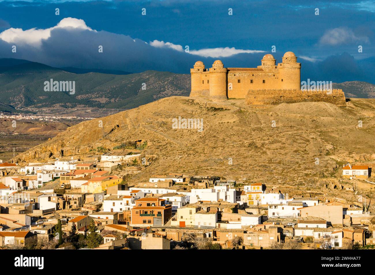 Castillo de La Calahorra Stock Photo - Alamy