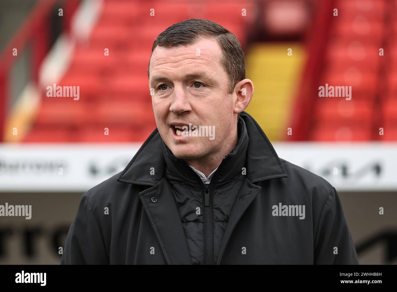 Neill Collins Head coach of Barnsley during the Sky Bet League 1 match ...