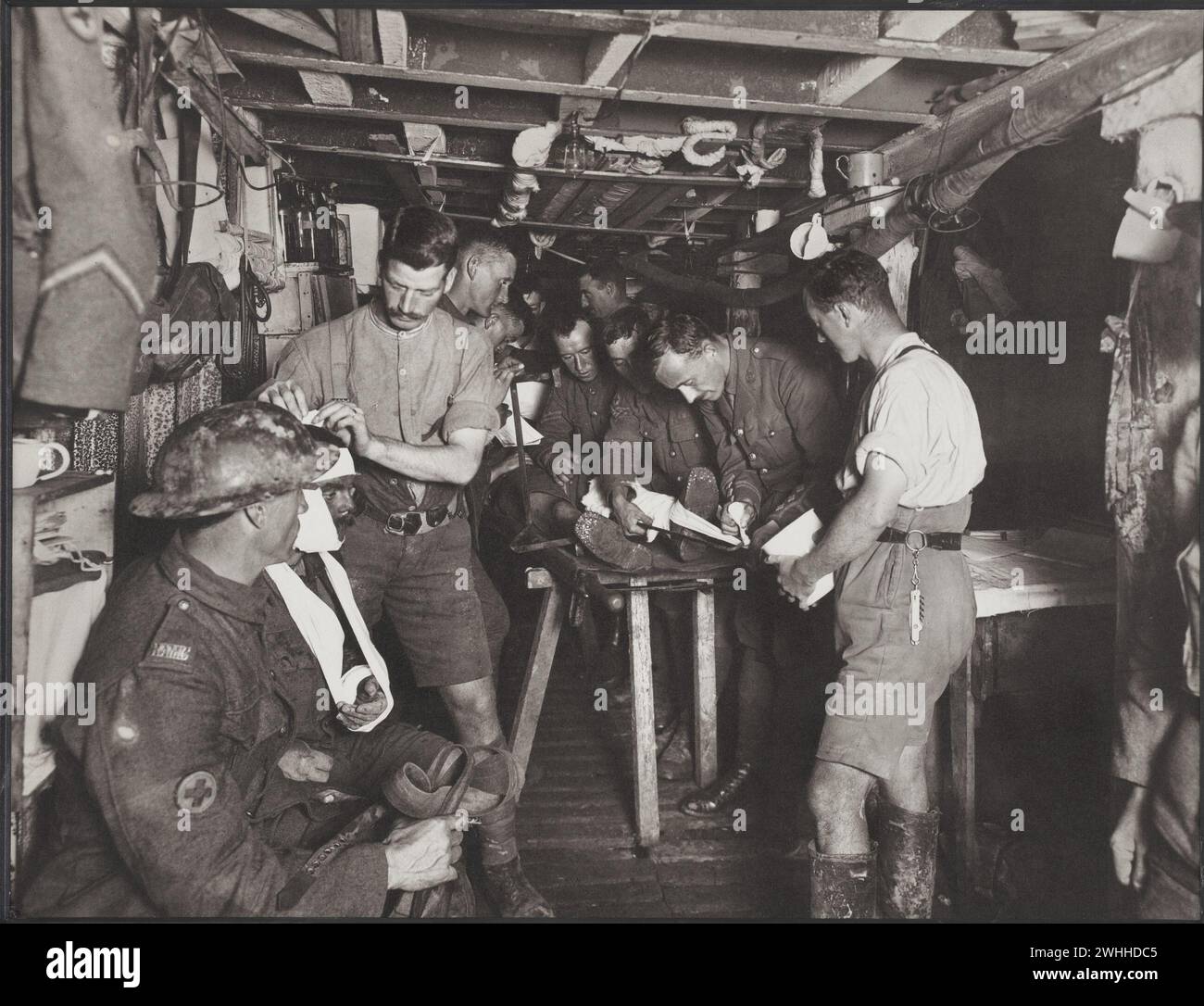 Advanced dressing station hi-res stock photography and images - Alamy