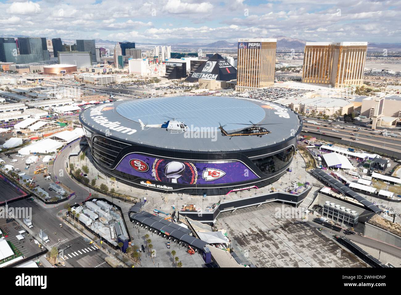 Super bowl 60 hi-res stock photography and images - Alamy