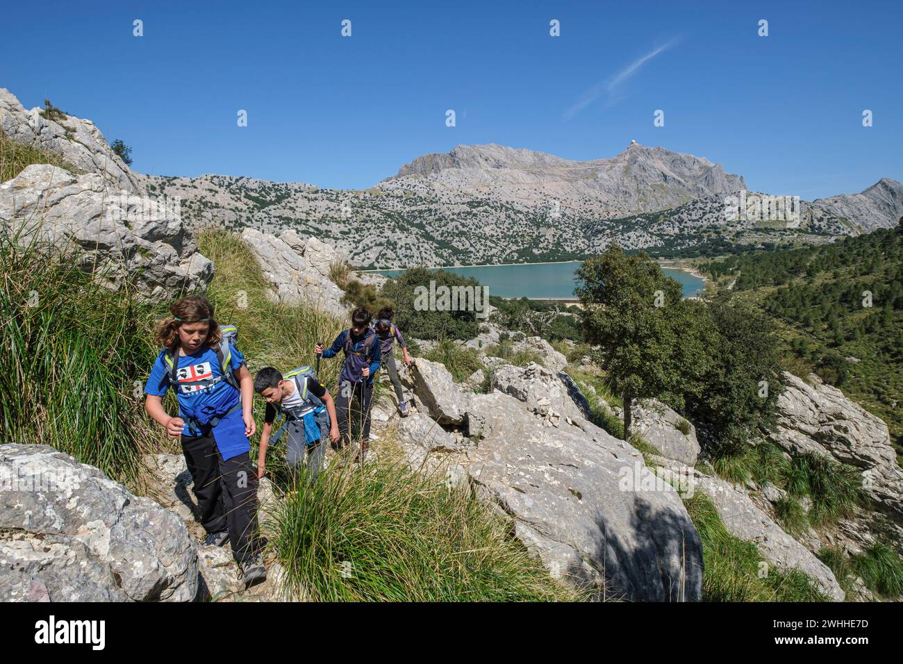 Walkers starting the Three Thousand Route Stock Photo - Alamy