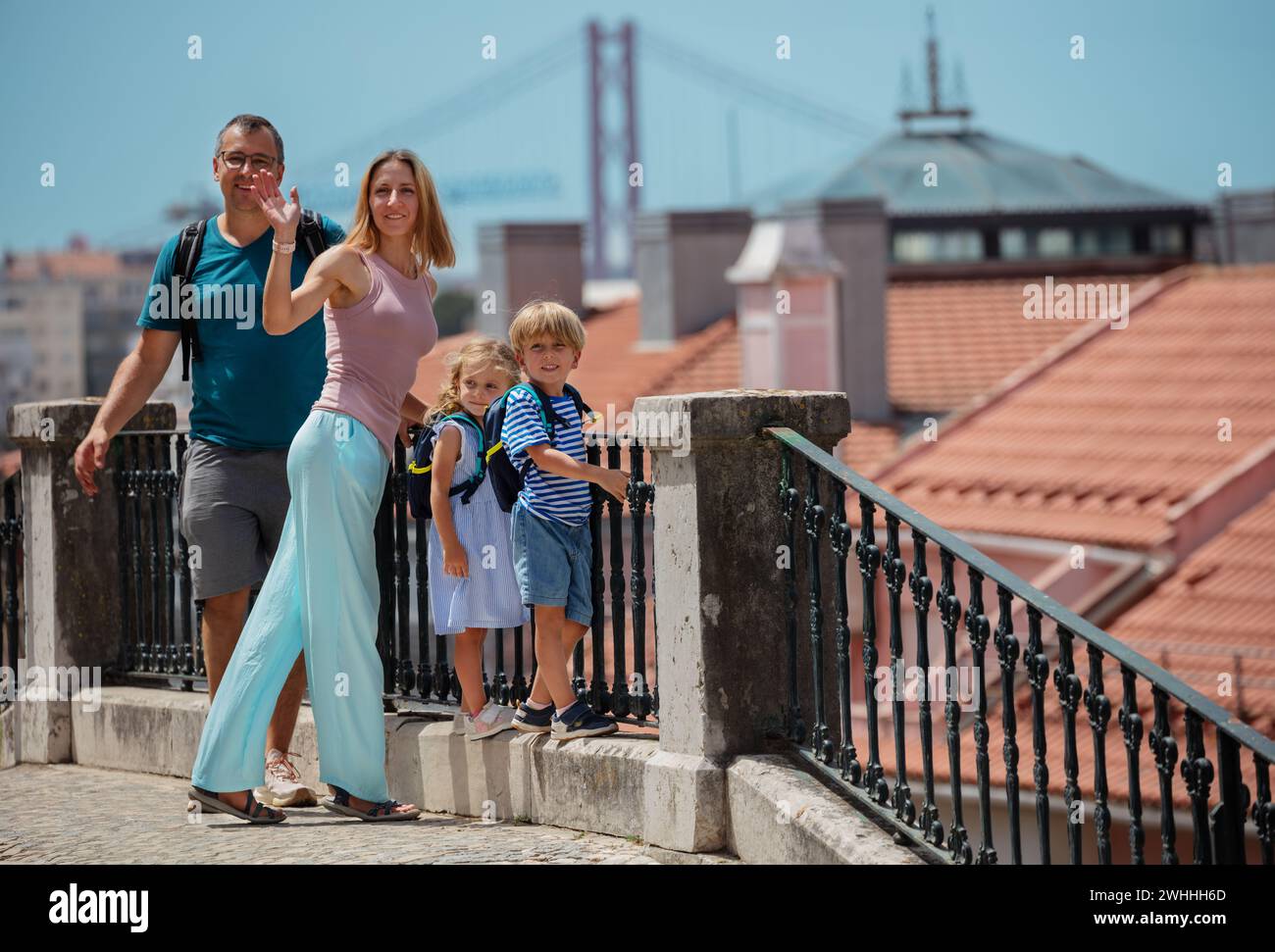 Kids wave to camera hi-res stock photography and images - Alamy