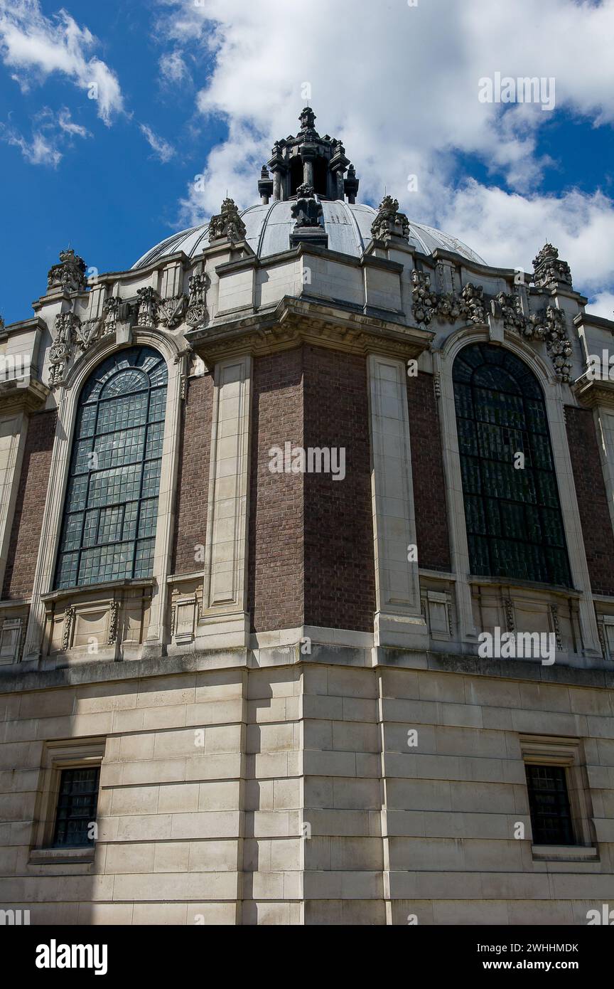 Eton, Windsor, Berkshire, UK. 12th May, 2012. Eton College Library in ...