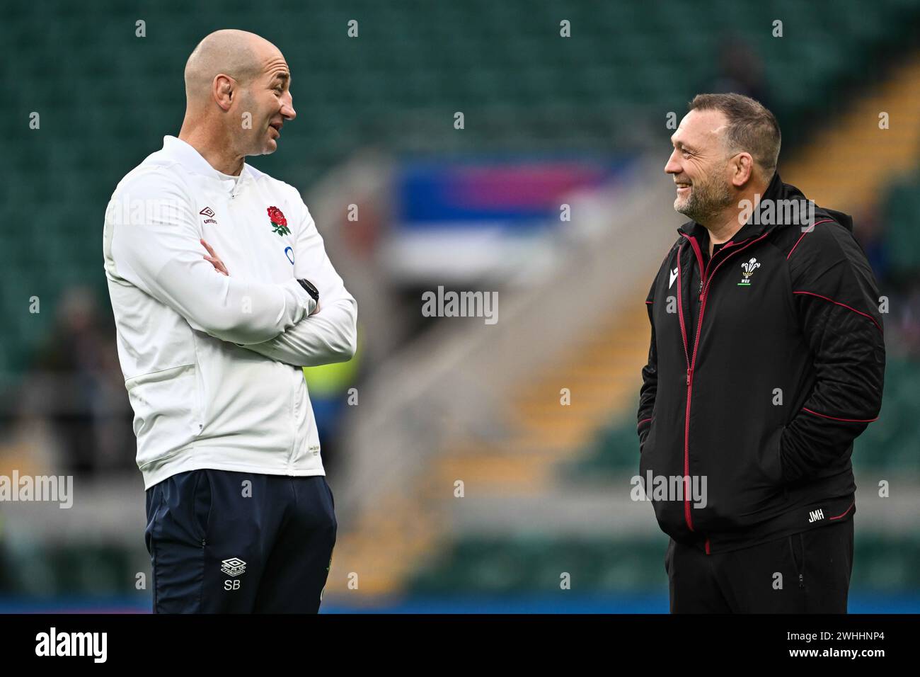 Steve Borthwick Head Coach of England chats to Jonathan Humphreys ...