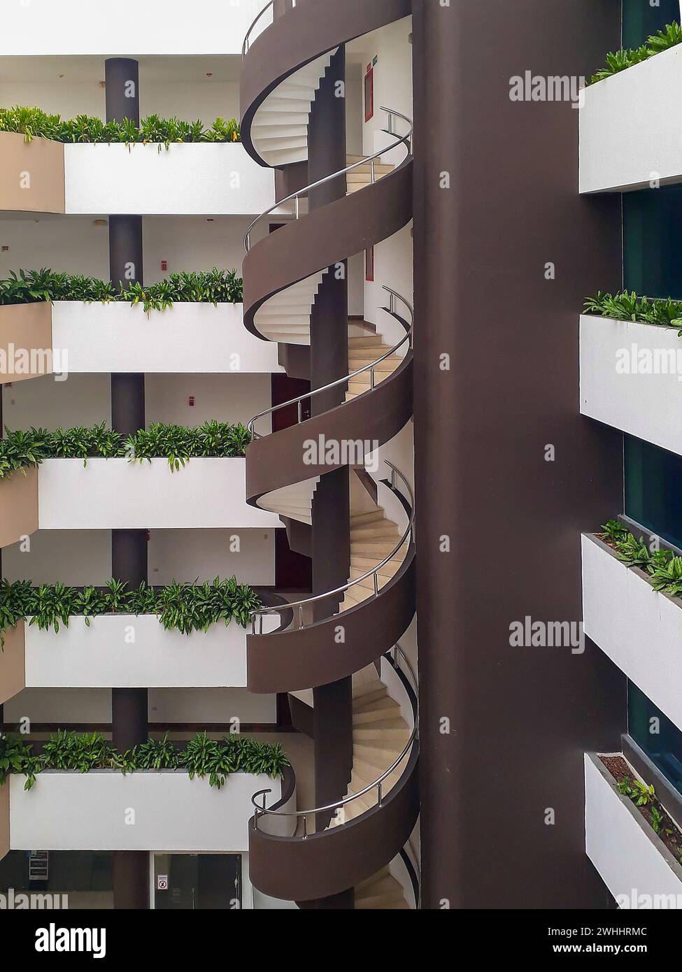 High class apartment building hi-res stock photography and images - Alamy