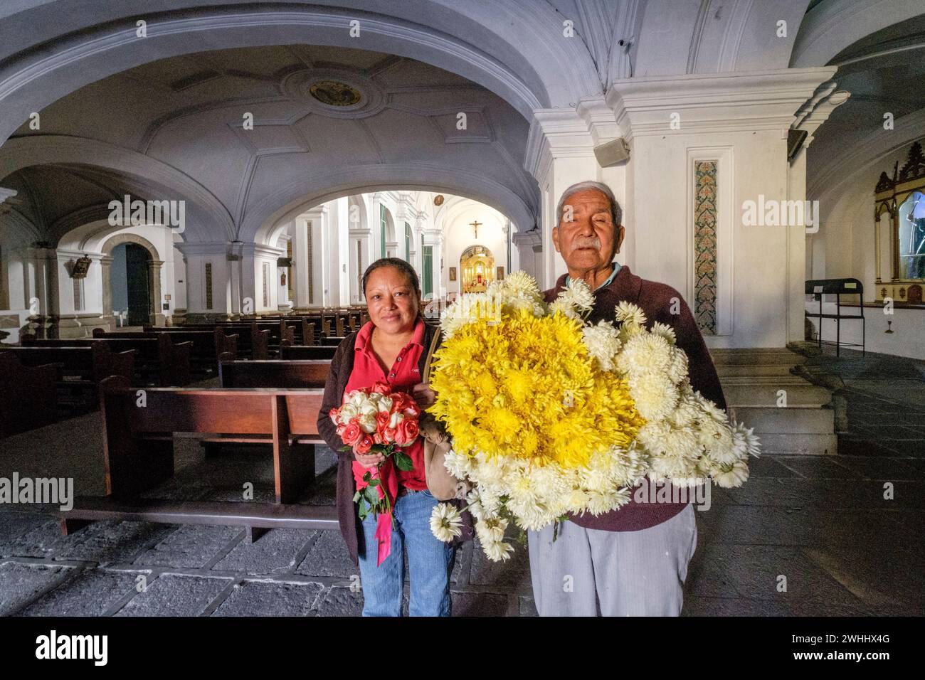 Ofrenda hi-res stock photography and images - Alamy
