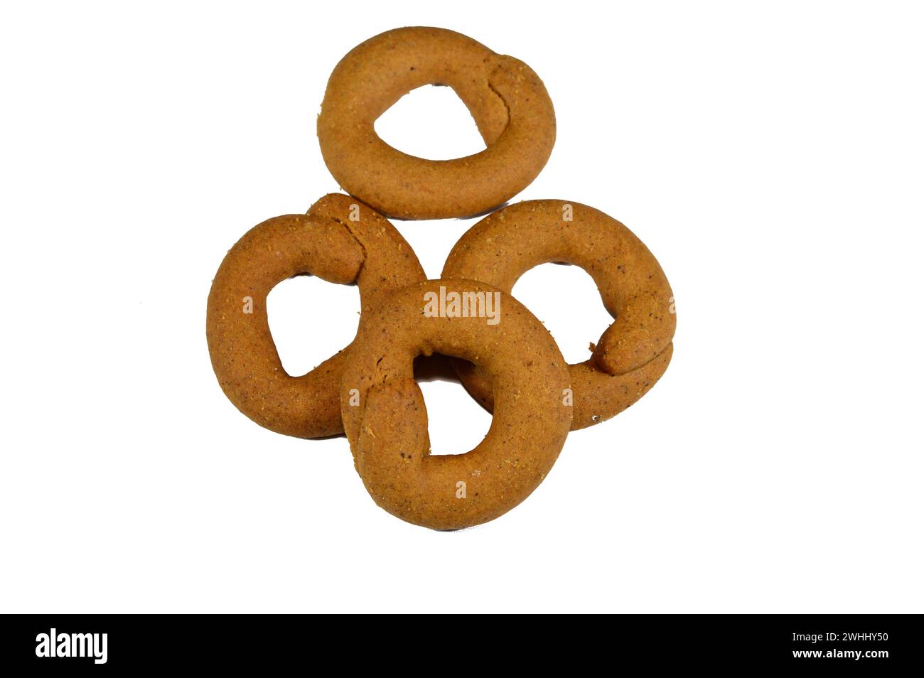 Cinnamon biscuits, baked round biscuits that are hard, flat and crispy ...