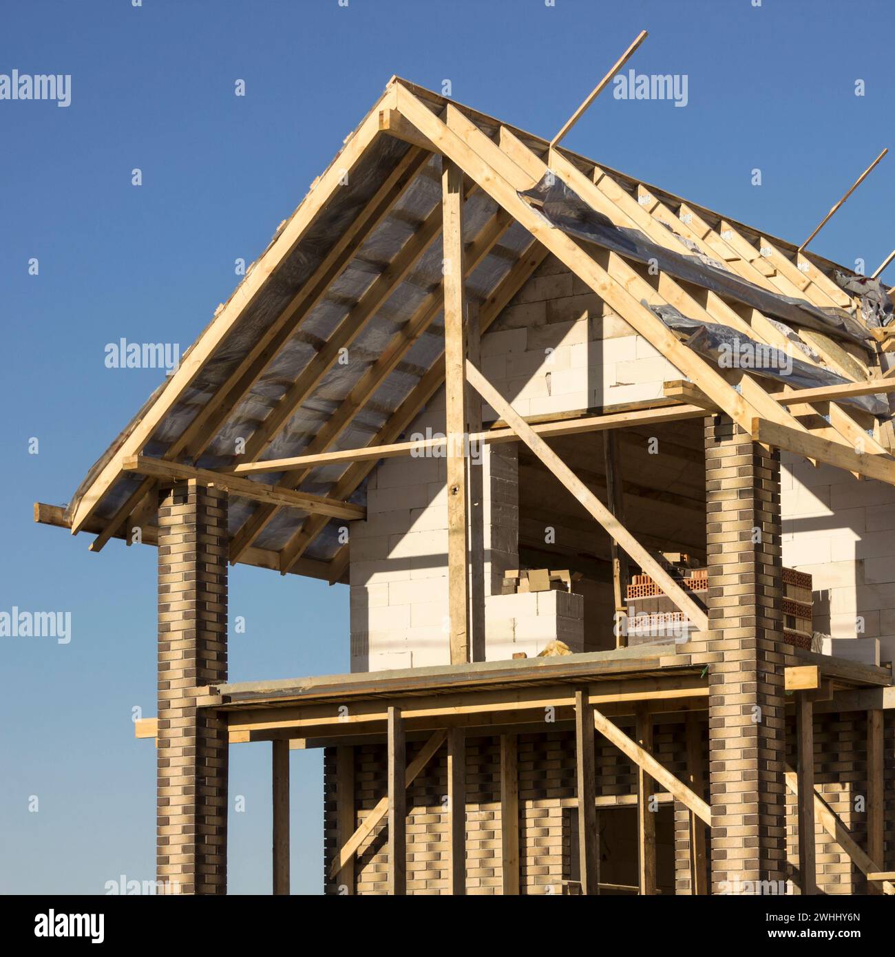 Block wall being built house hi-res stock photography and images - Alamy